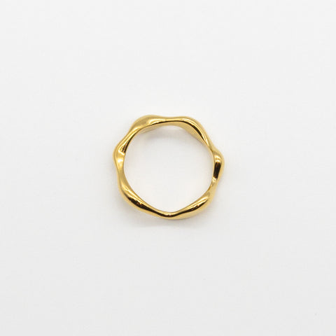 Wavy Gold Ring – ENDLESS & CO.