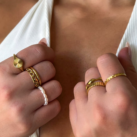 Pearl Ring – ENDLESS & CO.